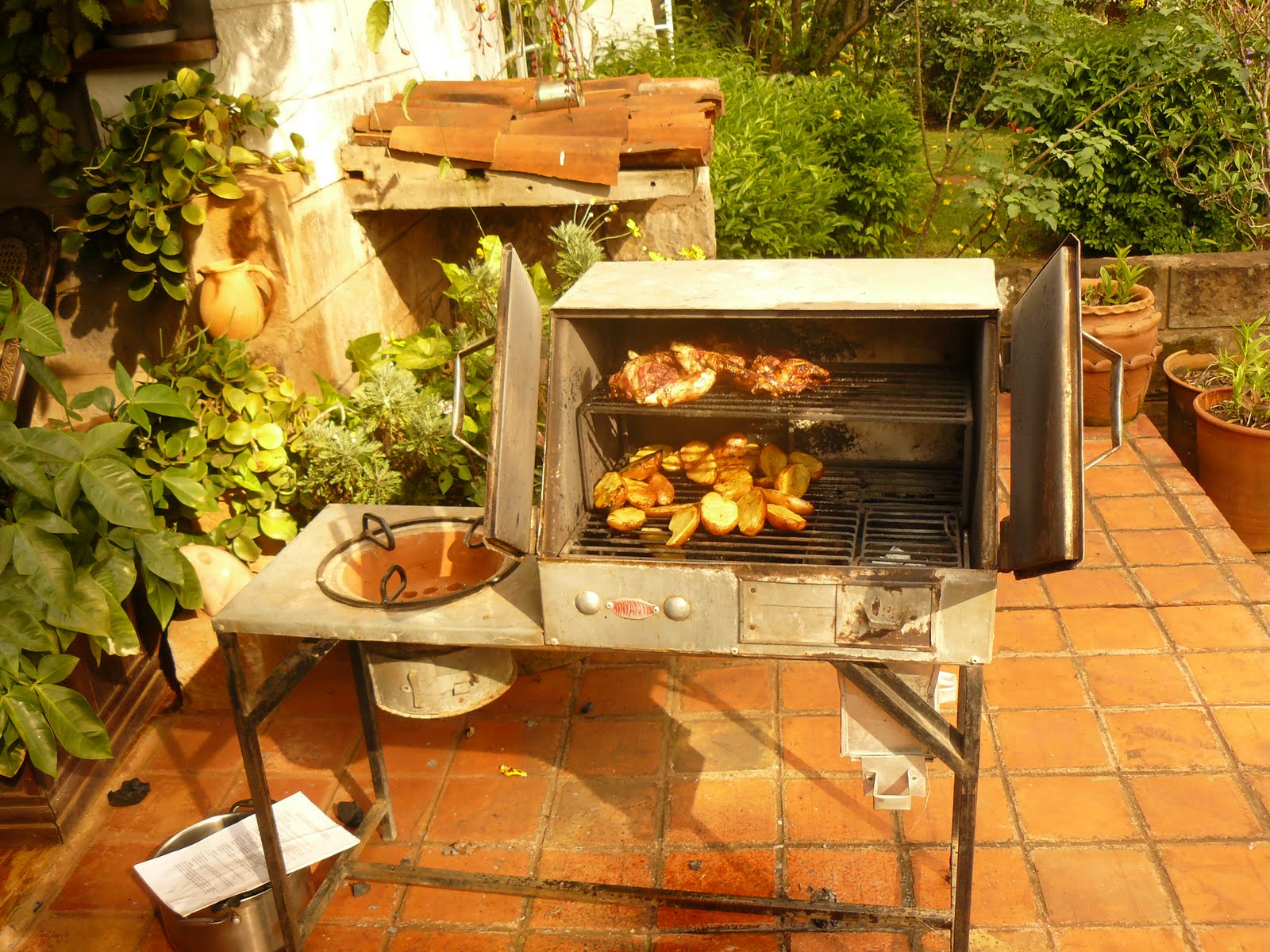 Renewable Energy Solutions Kenya: The Kinyanjui 'Cookswell' Jiko