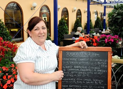 Phil Dowding PR: client news: August 2010