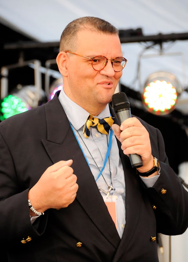 Phil Dowding PR: client news: August 2010