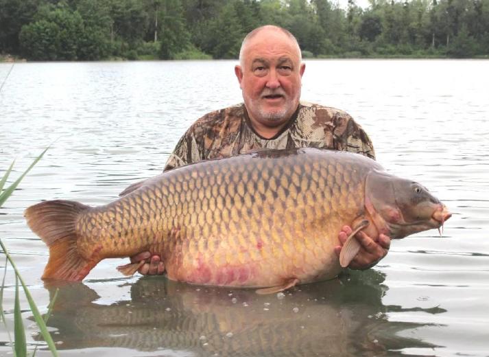 New world record common carp 88lb 2oz at Les Teillatts in France