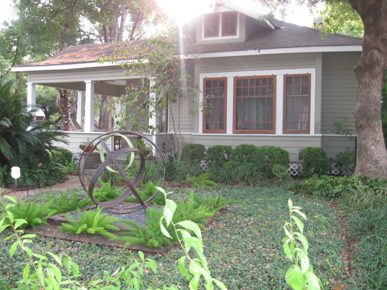The OtHeR HoUsToN: 1920 CRAFTSMAN STYLE BUNGALOW