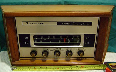 KINTA VALLEY AUDIO: Firestone AM/FM stereophonic tube radio ( Used ) Sold