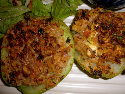 Kahakai Kitchen: Stuffed Chayote with Mushroom & Tomato