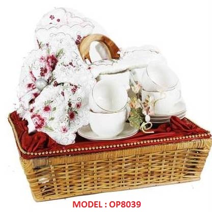 Parcel Tea Set 2010 | KIRIM BUNGA