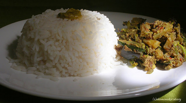 Khosa Charchari/ A Dry Dish with Vegetable Peels - A Homemaker's Diary