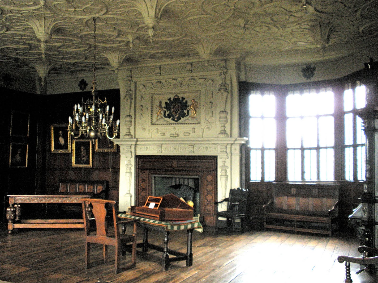 guttae: Bramhall Hall