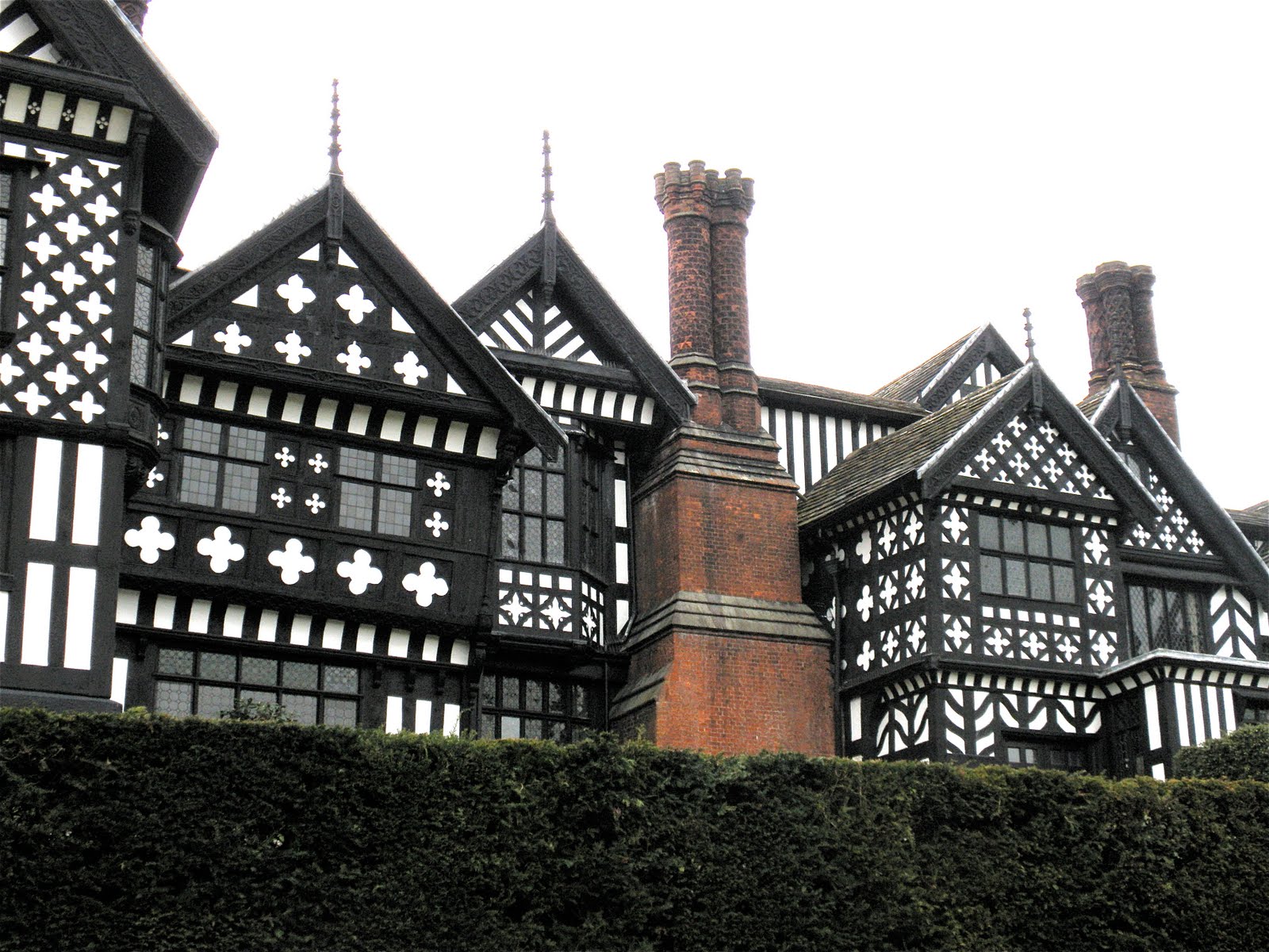 guttae: Bramhall Hall