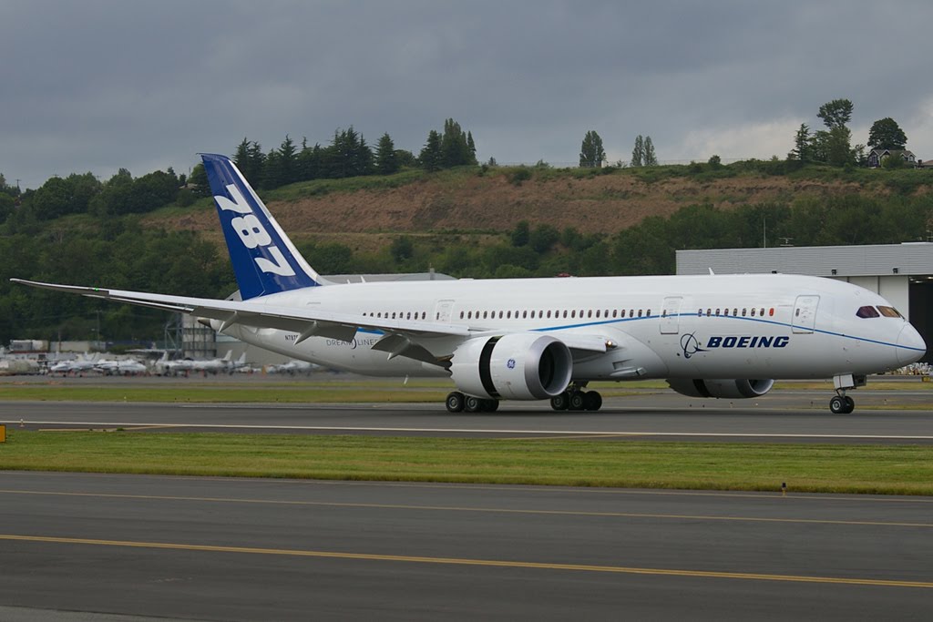 Aero Pacific Flightlines: First GEnx 787 performs first flight