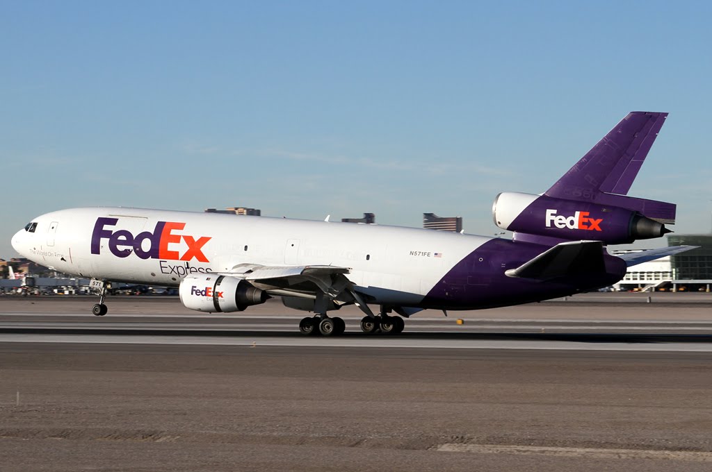 Aero Pacific Flightlines: Photo of the Day / FedEx MD-10-10(F)