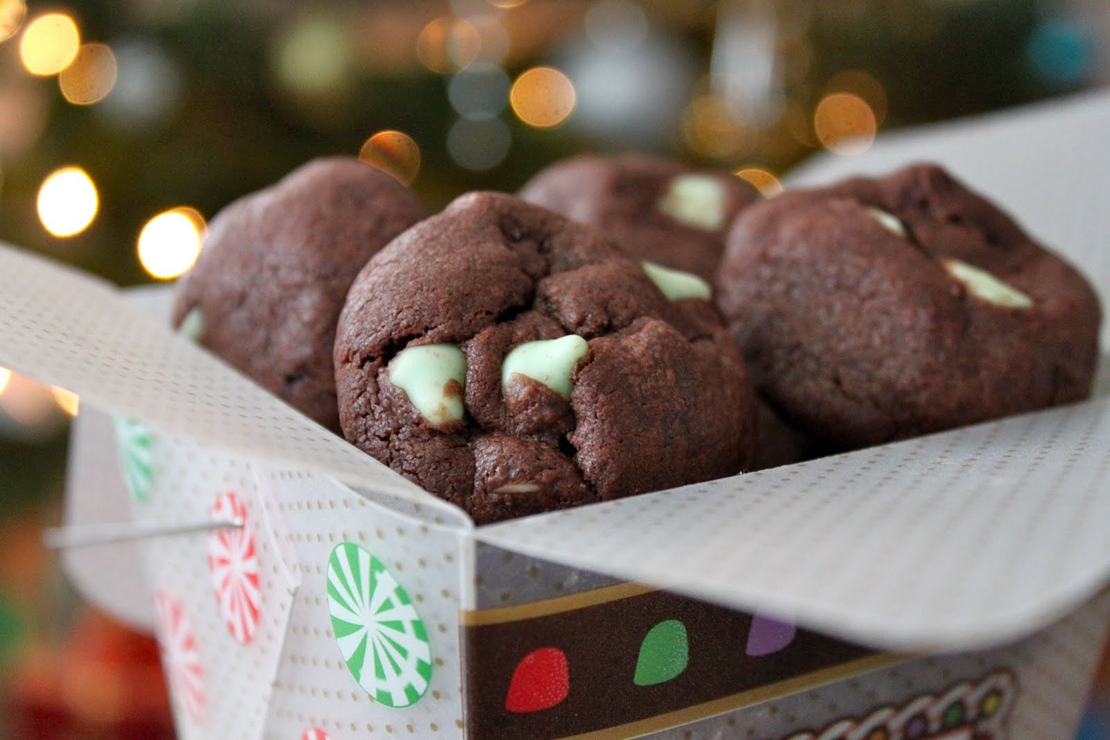 Baked Perfection: Mint Chocolate Delight Cookies