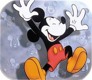 Paty Cast Member: "Hello Patrícia, Mickey is calling you again!"