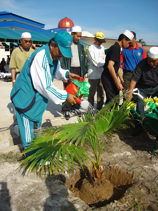 Sekolah Ugama Penanjong Tutong