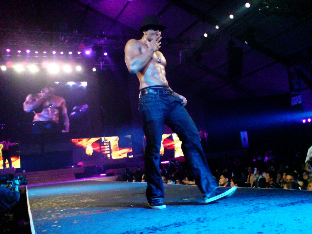 Best Of Men's World: Sexy Model Eric Tai: The Front and Behind View