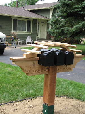 Lad In Plaid: CRAFTSMAN STYLE MAILBOX POST, NEW HOUSE EXTERIOR - ALL CUSTOM