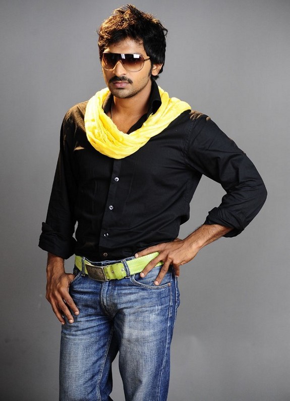test: Actor Vaibhav Reddy Latest HQ Pictures, Images, Stills, Photo Gallery
