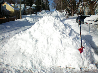 Pullman snow pile: Snow pile on February 7
