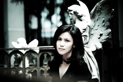 A Twist in My Story: Gothic Photography Wannabe at Museum Taman Prasasti