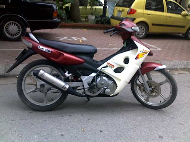 Below 300cc: Suzuki FX125