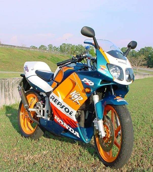 Below 300cc: Honda NSR150SP