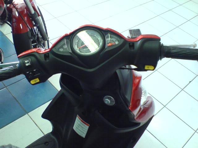 Below 300cc: Suzuki Skydrive 125
