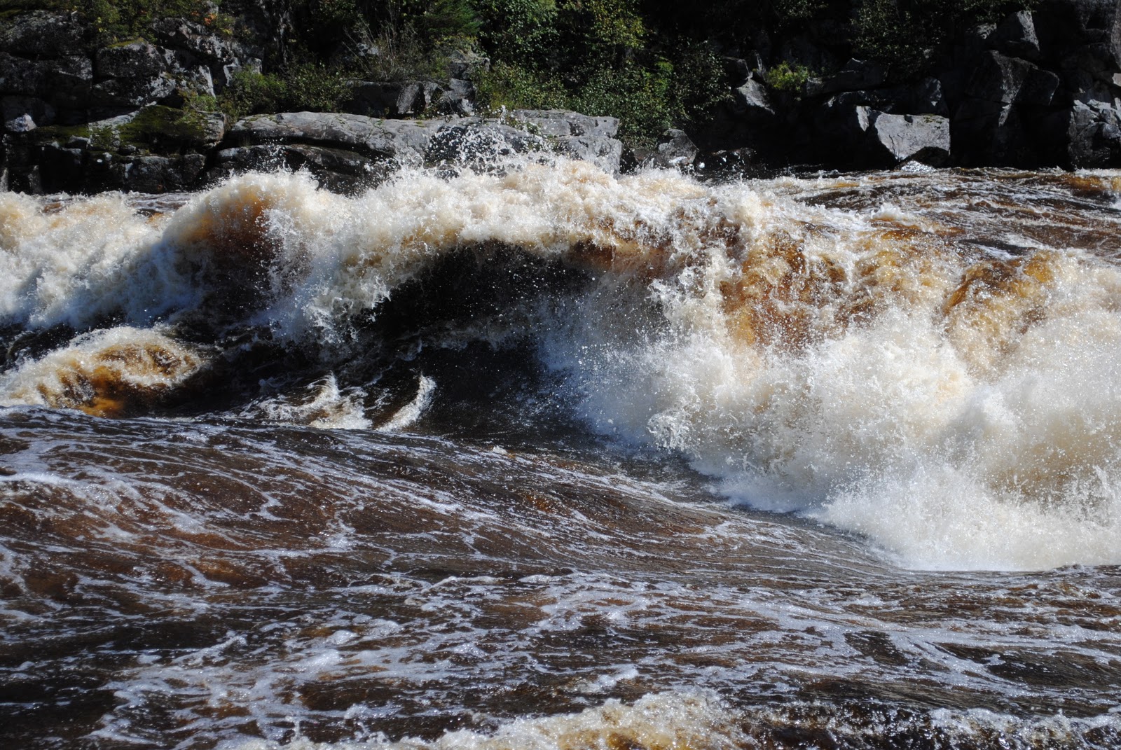 Play with nature: La rivière Mistassibi à 420 mètres cube /s