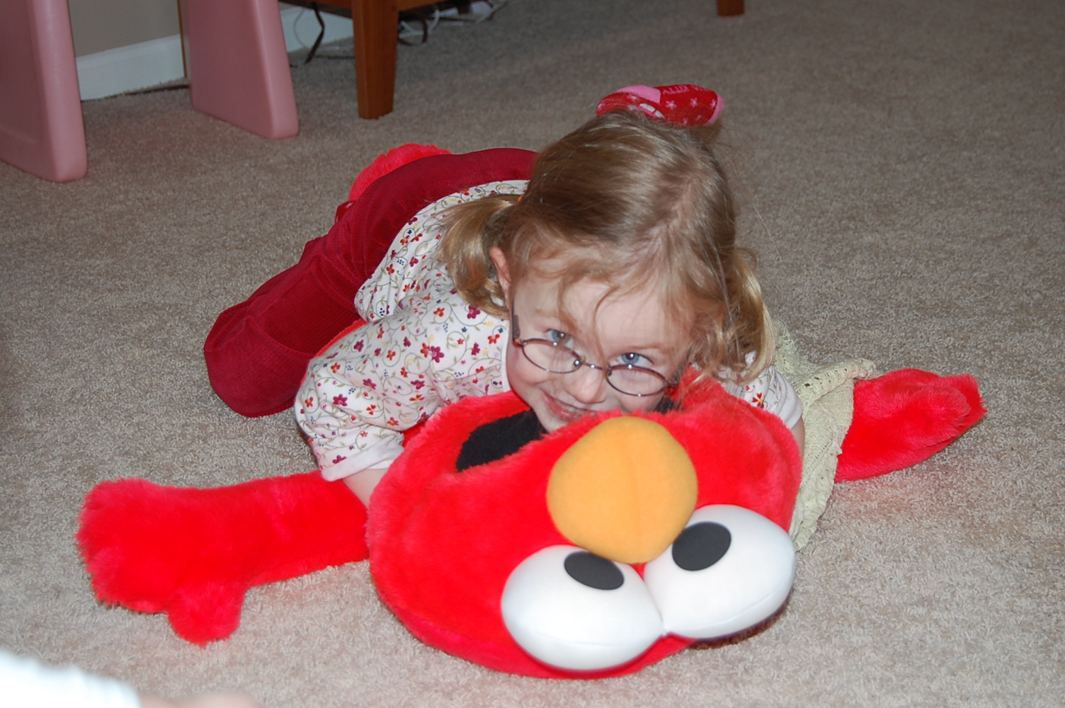 Maybe Life-Size Elmo Wasn’t Such a Good Christmas Gift After All ...