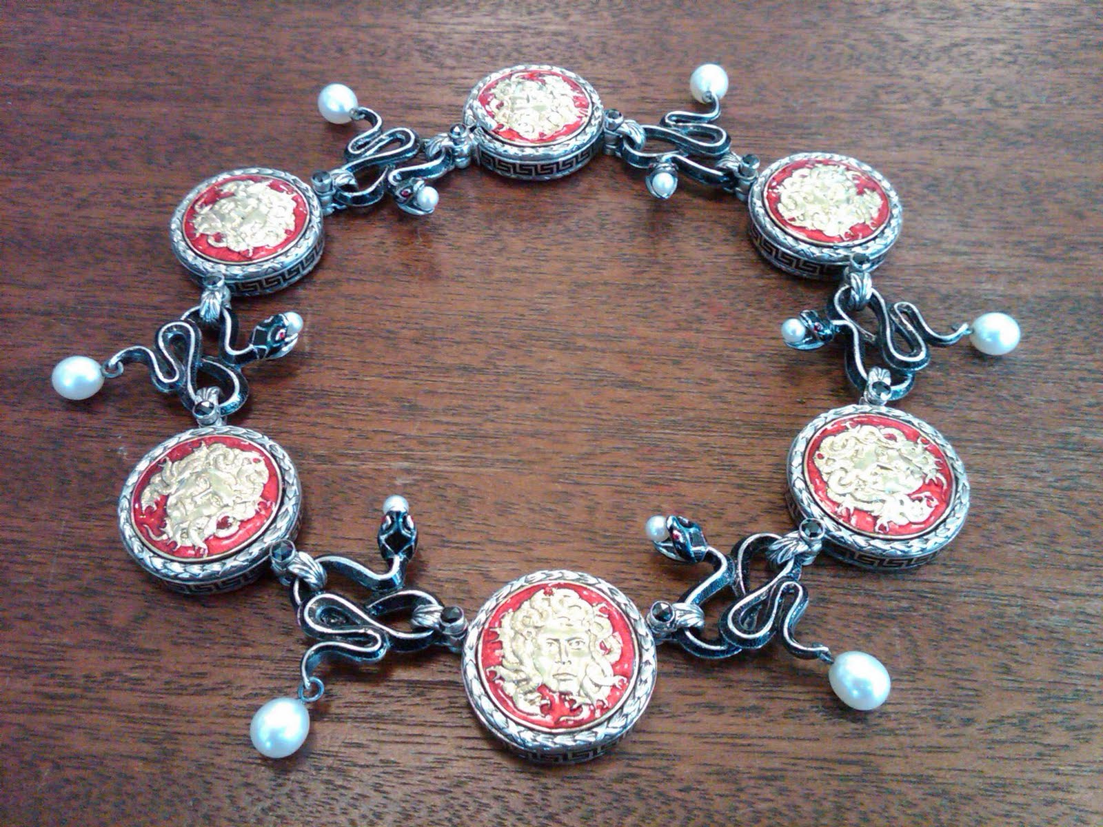 Fine Art Jewelry by Bowman Originals / Ned Bowman: Medussa Necklace