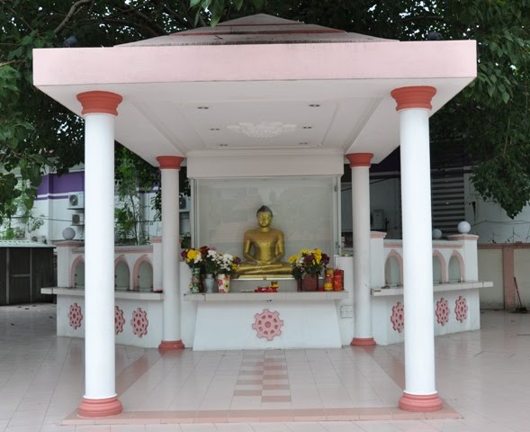 Shaik's Kuala Lumpur: Buddhist Maha Vihara, Brickfields