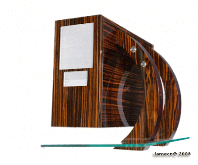 deus ex machine: 35 Weird and Futuristic Computer Cases