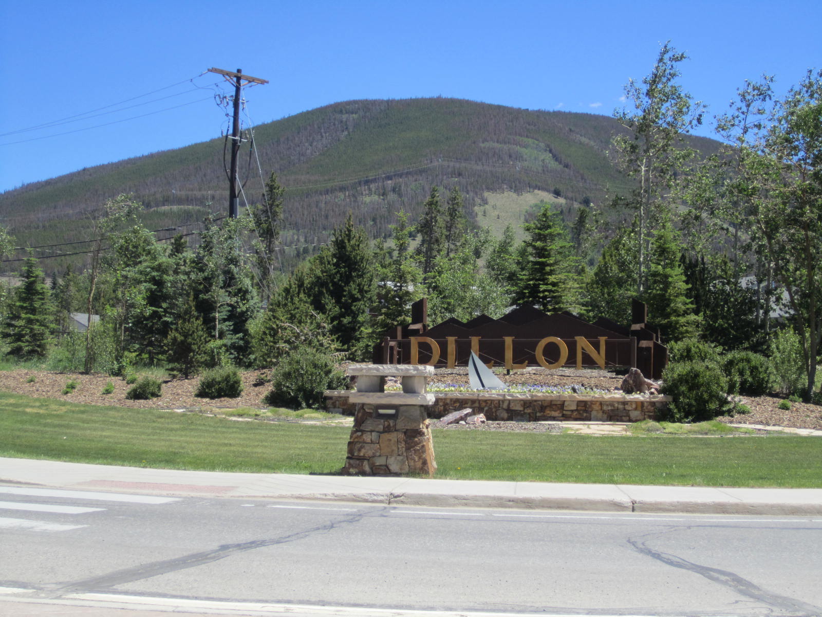 Where is Brandy?: Chillin' in Dillon
