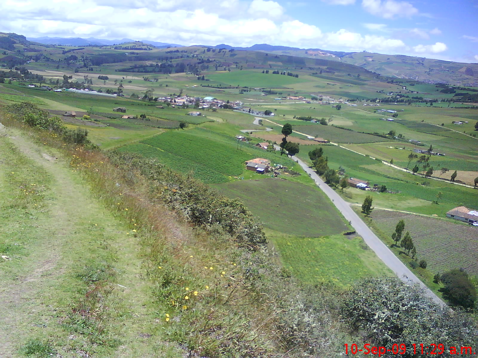 MUNICIPIO DE SORACA: PAISAJE SORACA CENTRO, AL FONDO EL HERMOSO PUEBLO