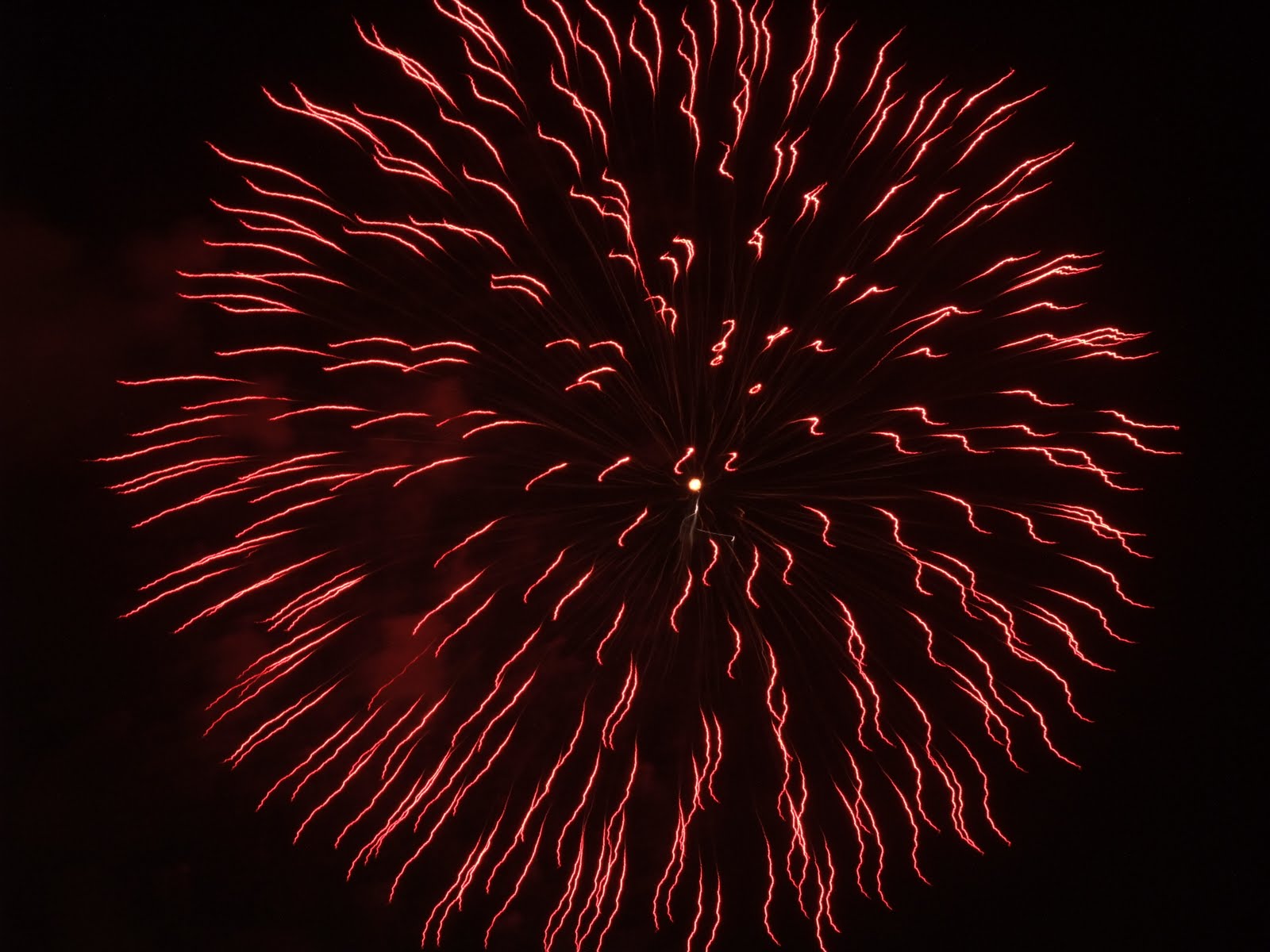 John Thailand: Fyrverkeri