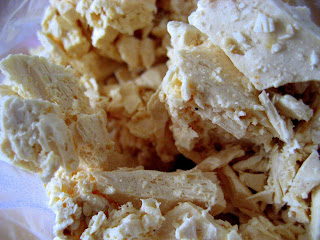 What drives you?: Traditional candies: Ding ding tong and Mat nga tong