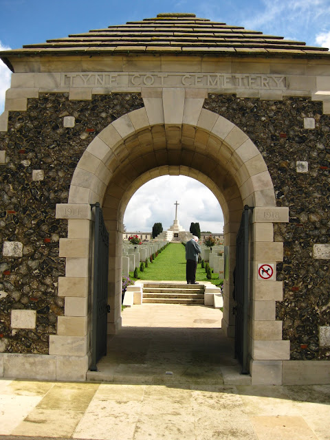 The Mushy Zone: Ypres: Tyne Cot