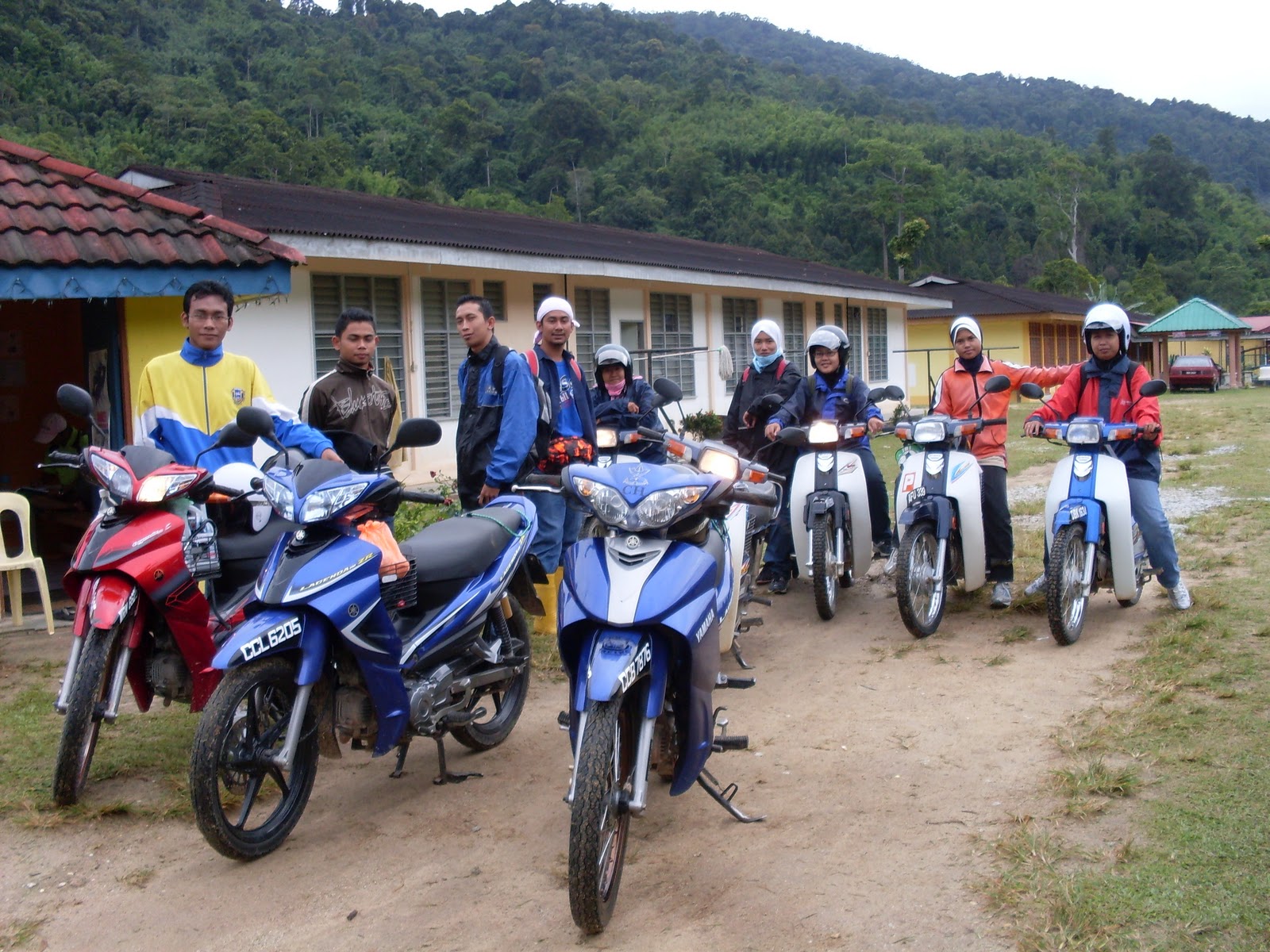 Biru Kehidupanku...: Konvoi Bermotor Ke SK Lenjang