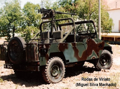 UMM Cournil com metralhadora