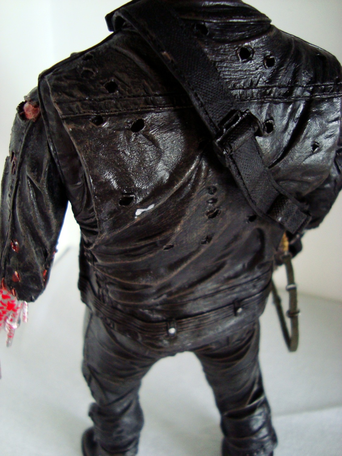 SUPER SHOGUN: TERMINATOR 2 T-800 WITH BATTLE DAMAGED HEAD 12" - NECA