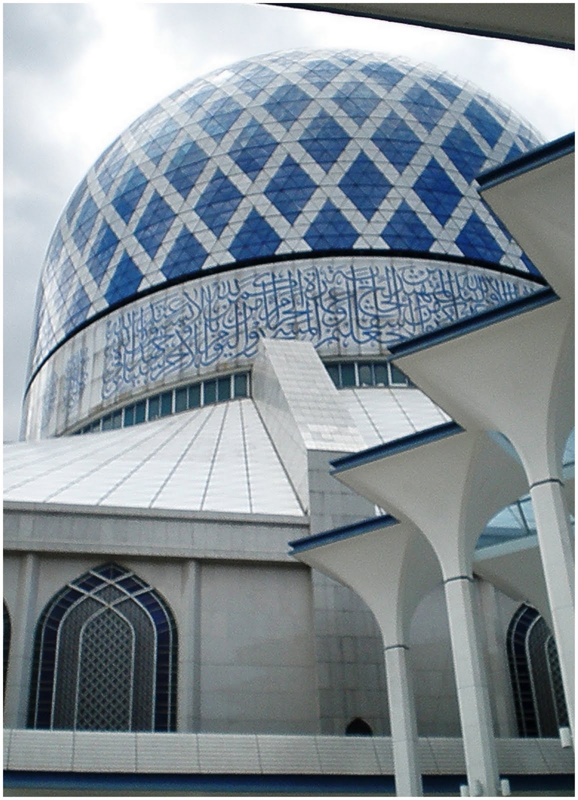 A Voice In The Clouds: .: Masjid Sultan Salahuddin Abdul Aziz Shah