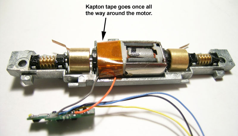 N Scale DCC Decoder Installs: TCS CN in an Atlas Classic RS3