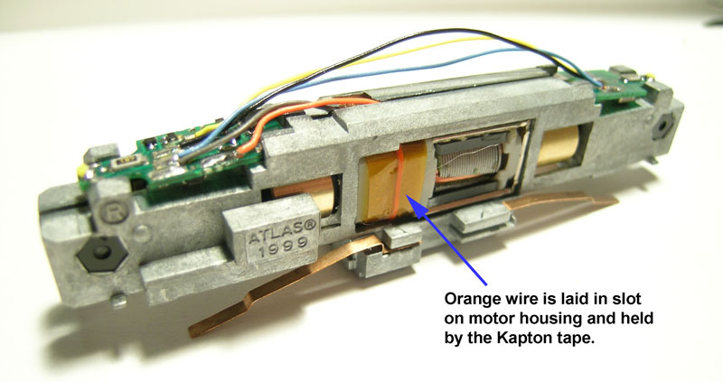 N Scale DCC Decoder Installs: TCS CN in an Atlas Classic RS3