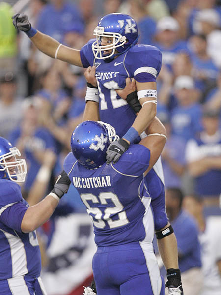 Aaron's UK Football Blog: 2010-07-04