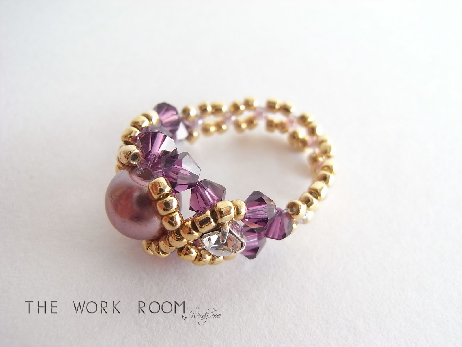 The Work Room: TWR053 Entrapment Ring Tutorial