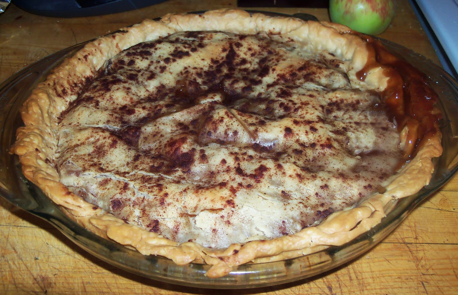 The Foodie Fixx: Apple Pie with Fresh-Picked Gravenstein Apples & Cloves