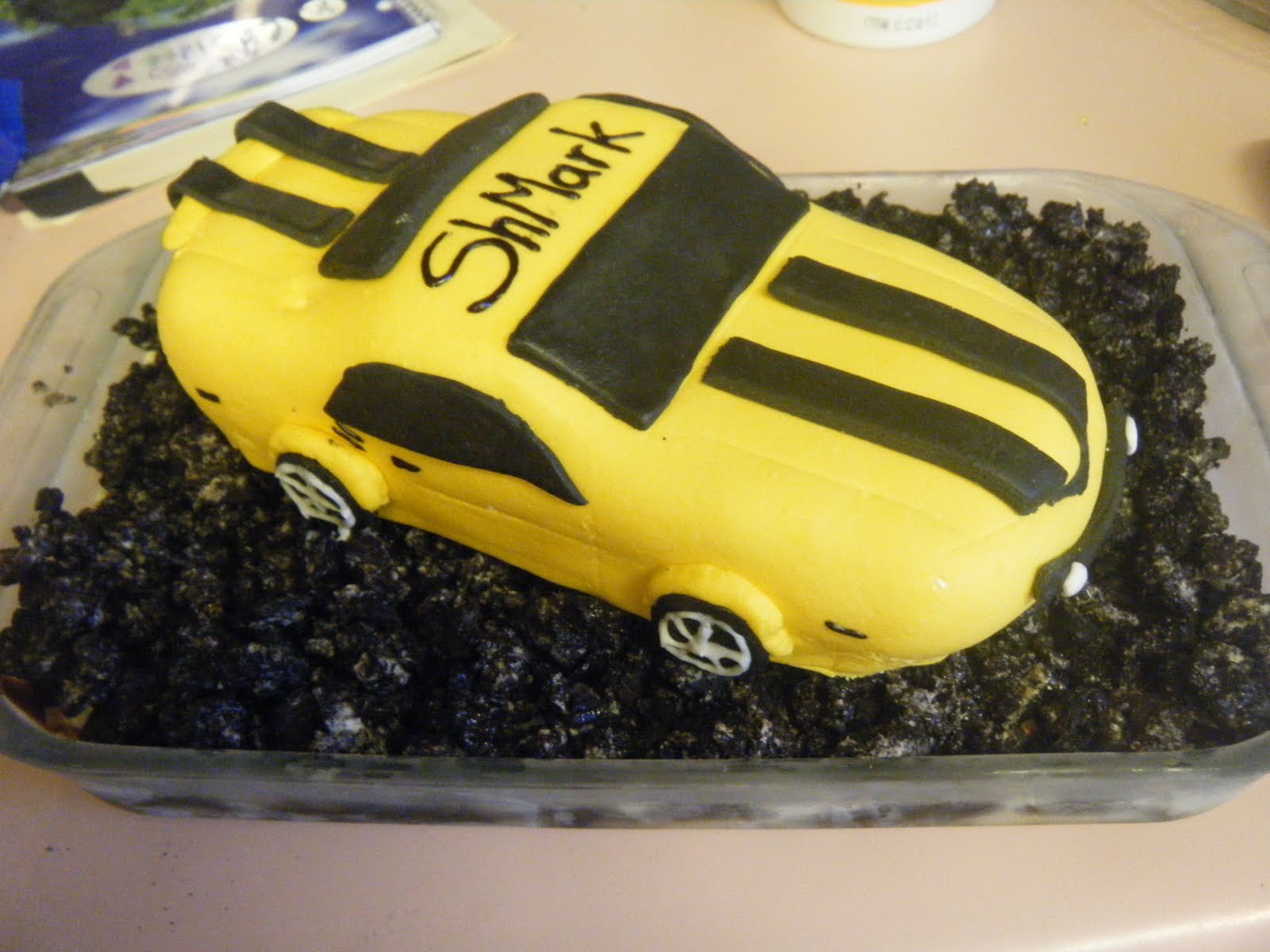 Circus Cakes: Camaro... Transformers edition