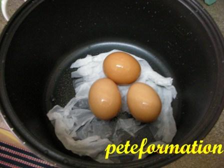 PeteFormation Foodie Adventure: Cooking Hard Boil Eggs Using Rice ...