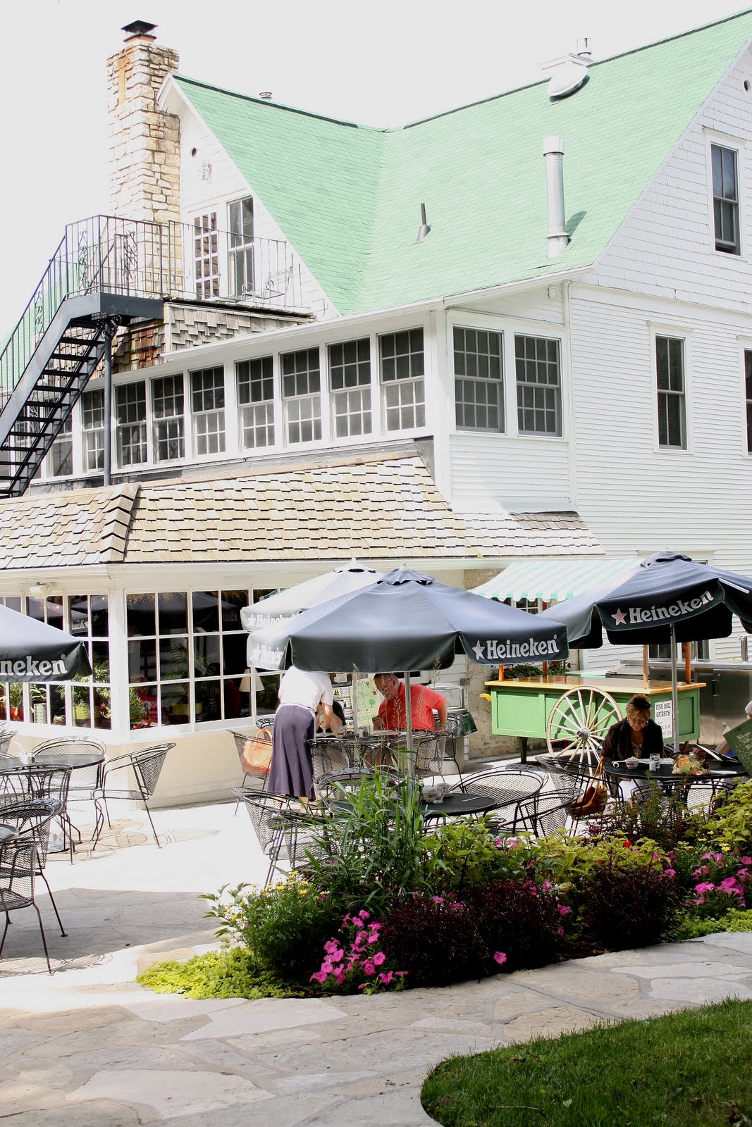 Woohooie: Door County Inspiration: The White Gull Inn (Part Un)