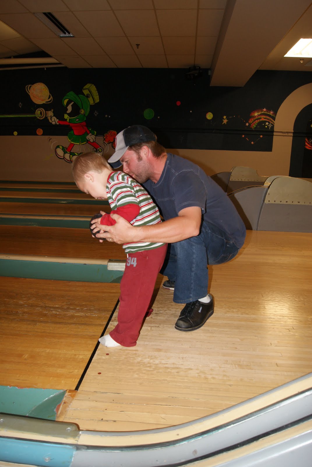 Life with Logan, Jacob and Norah: Trip to the Bowling Alley