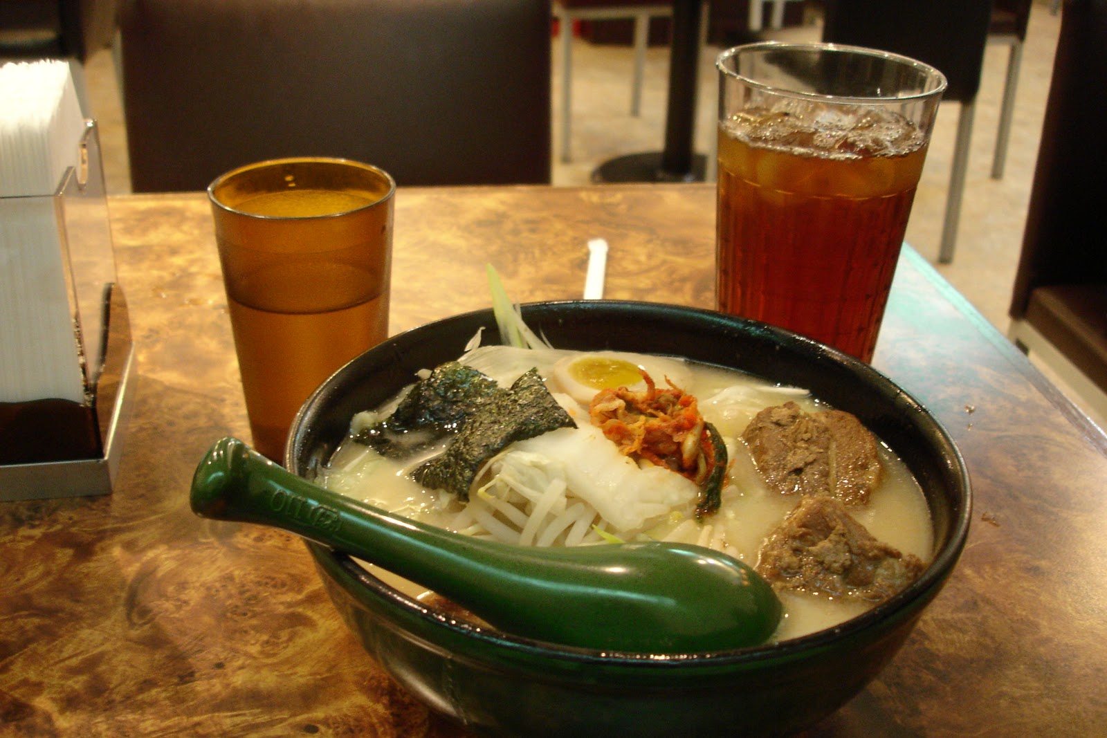 ForMouthsA: An Exploration of The Taiwan Food Scene: Akasaka Ramen 赤坂拉麵