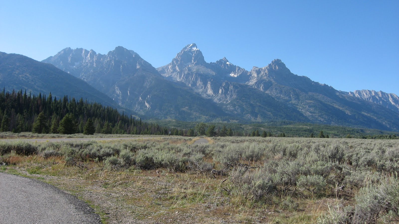 Andy's round the world trip: Yellowstone Round 3. Driggs ID, Jackson WY ...
