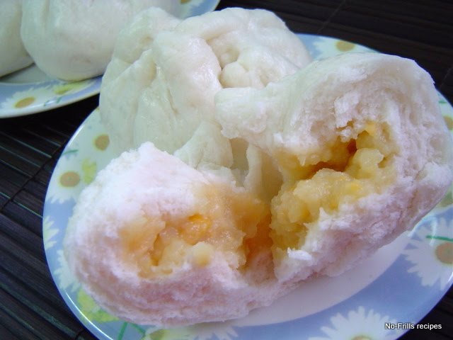 Cream Custard Bun ~ Pau